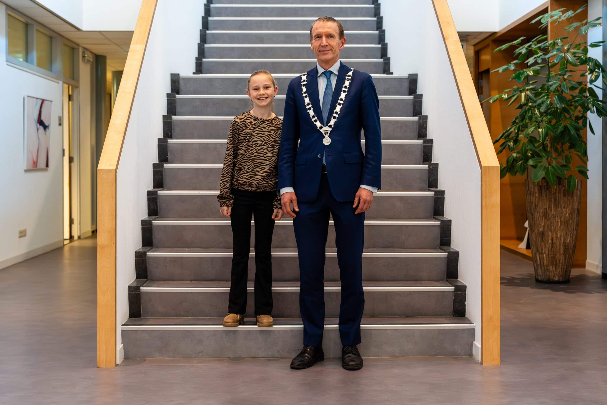 Babette Siebrecht wordt in 2024 kinderburgemeester van de Hoeksche ...